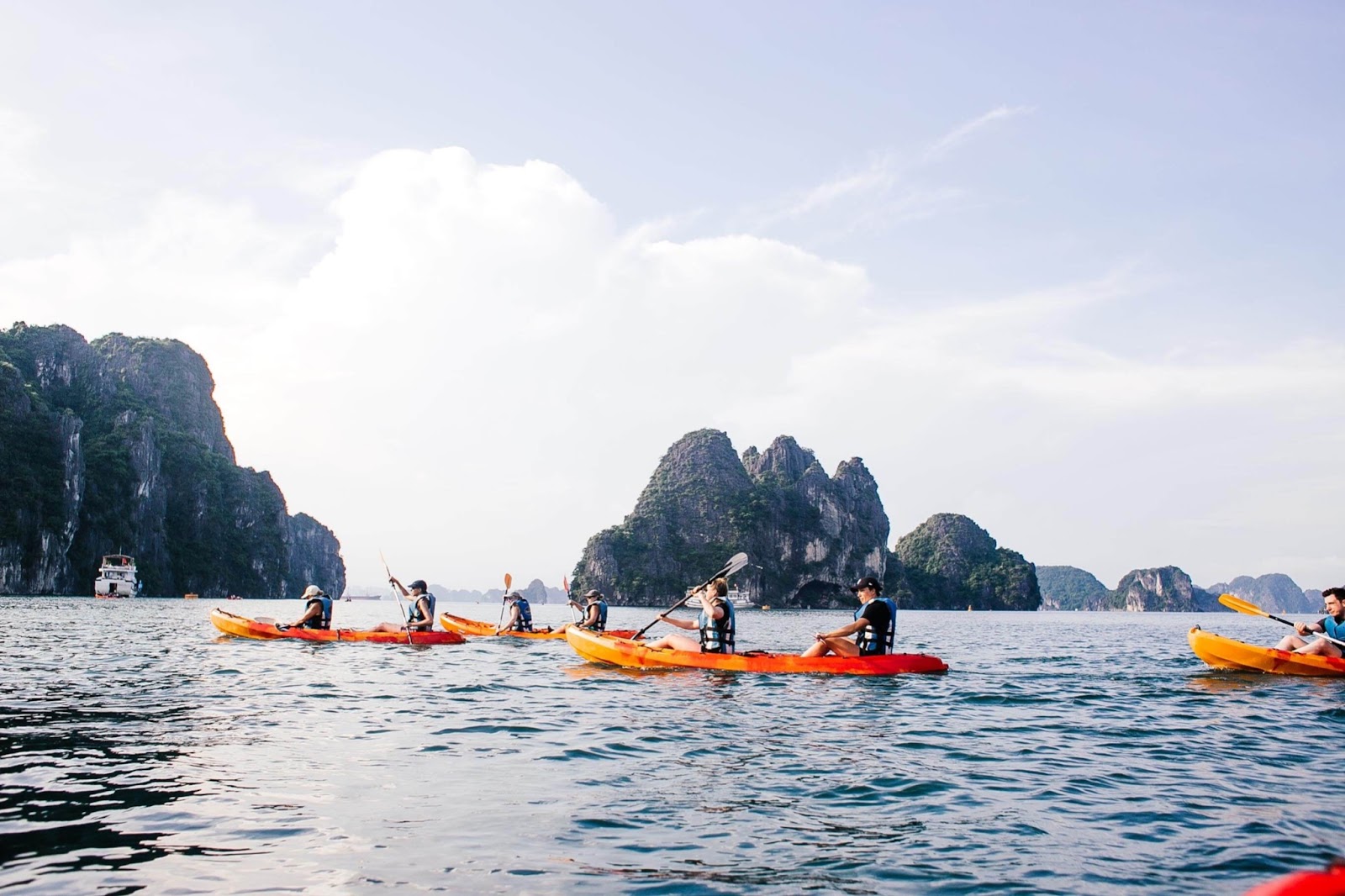 A Beginners Guide on How to Paddle a Kayak Effectively